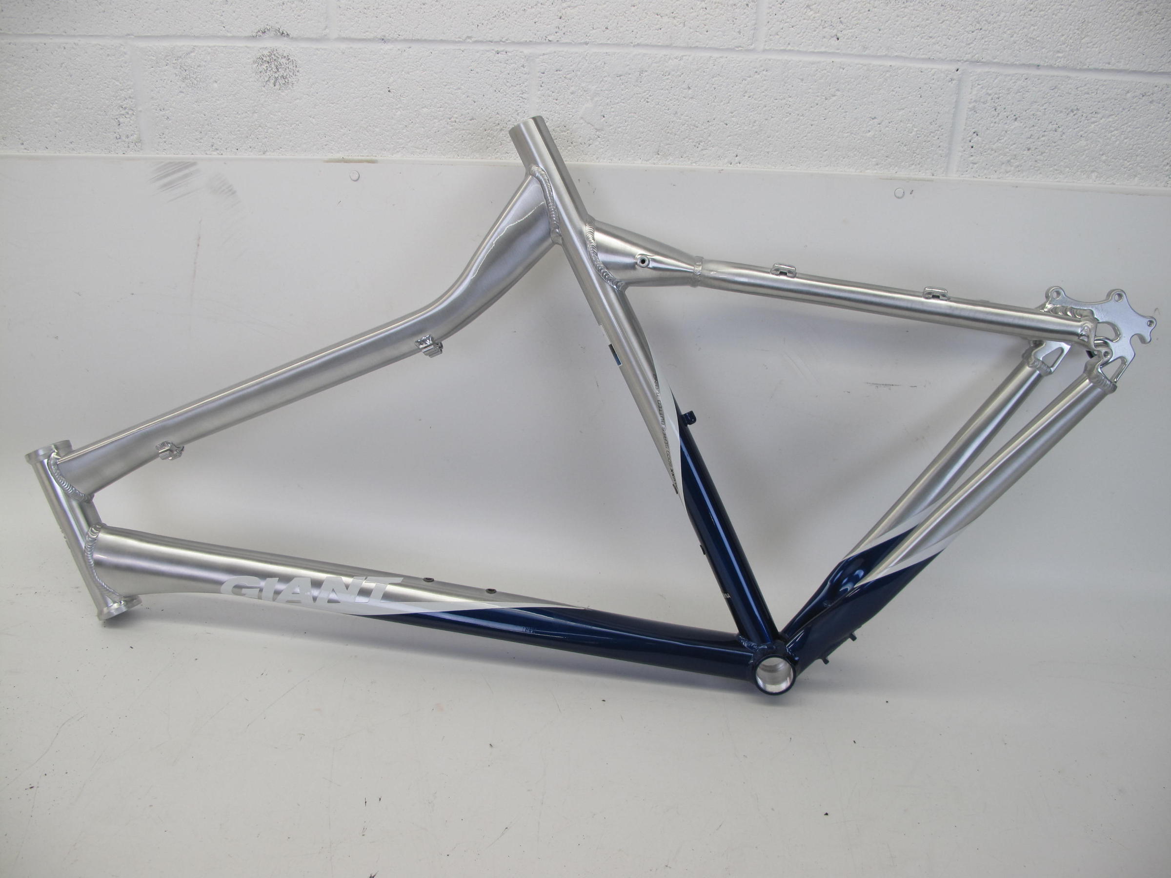 Giant Yukon (Frame Only) 22" X-Large - South Shore Cyclery | Milwaukee ...