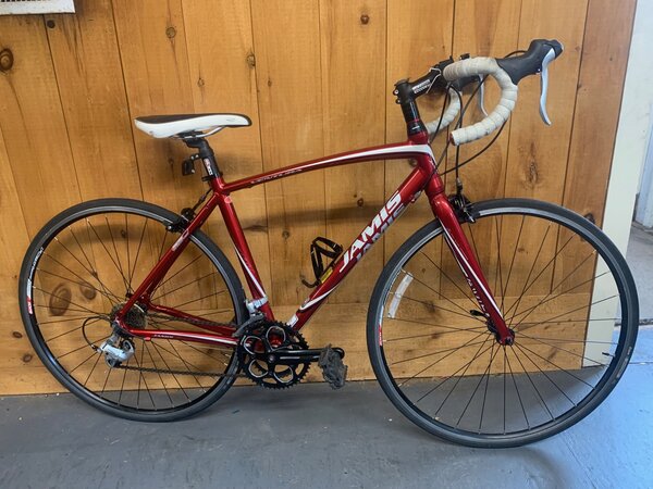Jamis Used Jamis Ventura Road Bike 51cm - Dedham Bike | Dedham, MA ...