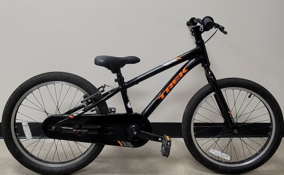 Scheller's - Refurbished Used Trek Precaliber 20" Black - Scheller's ...