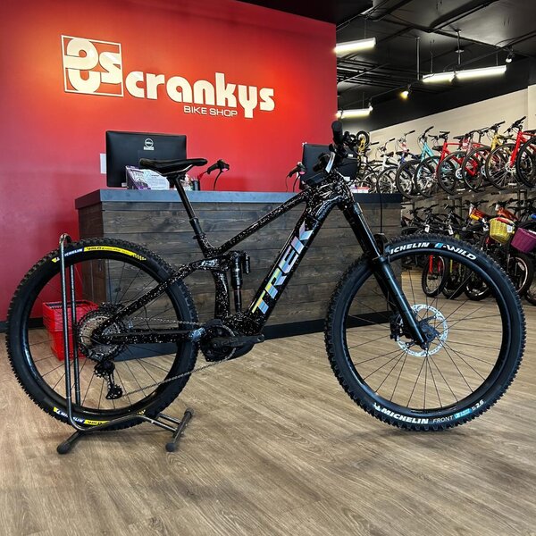 Trek DEMO- Rail 9.8 XT Project One - St. Albert & Edmonton Bike Shop