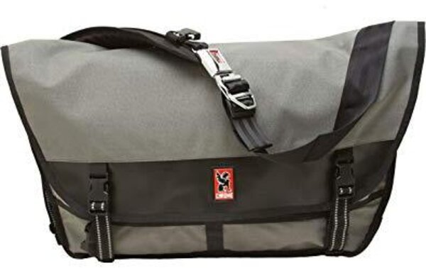 Chrome Metropolis Messenger Bag - Wheelworks | Belmont & Somerville ...