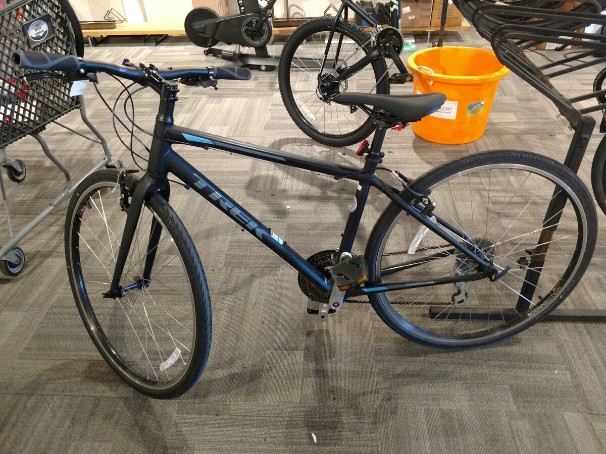 Trek USED Trek FX2 Medium Hybrid Black Massachusetts Bike Shop Trek USED Trek FX2 Medium Hybrid Black Massachusetts Bike Shop