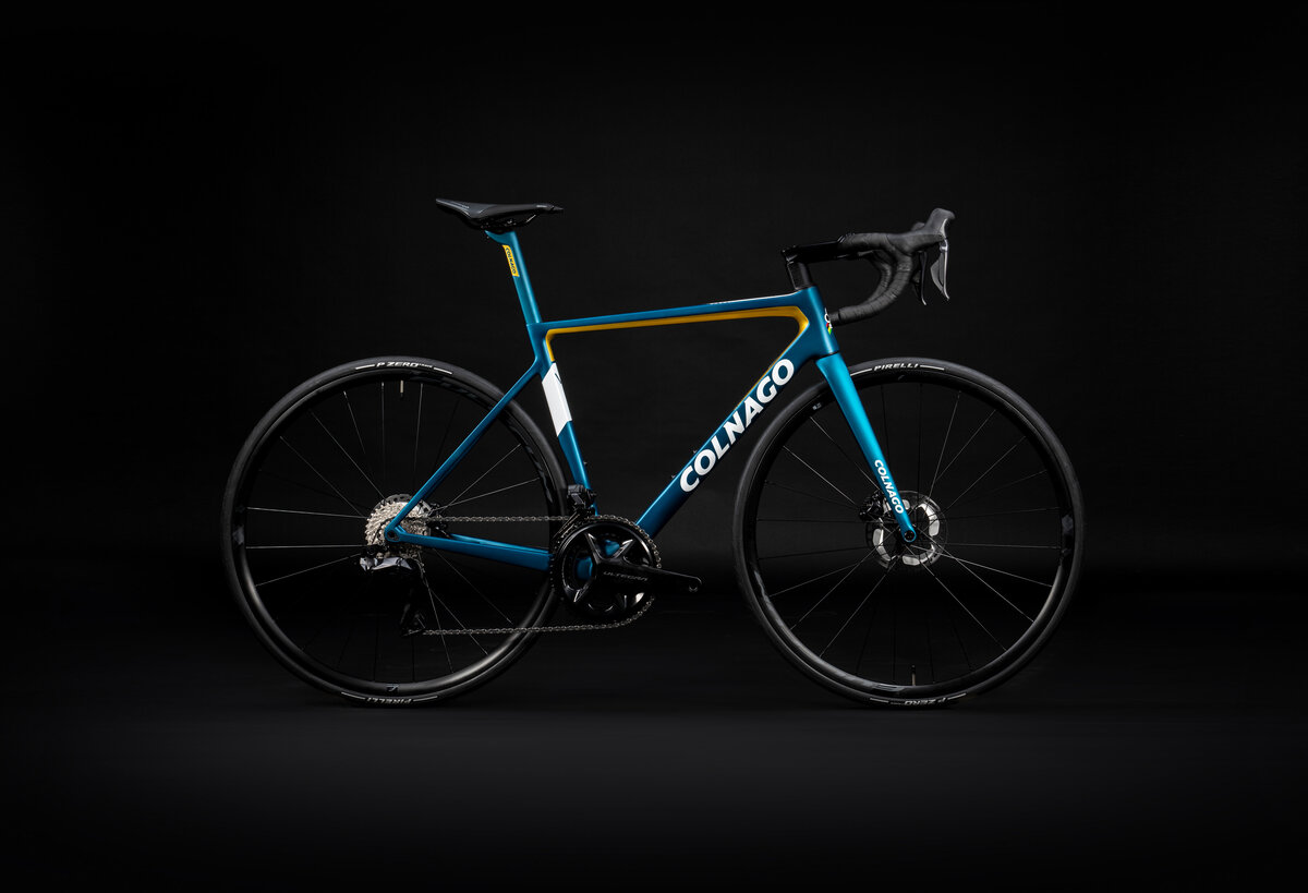 Colnago V3 Disc Ultegra Di2 - Echelon Cycles | New York, NY | Bike Shop