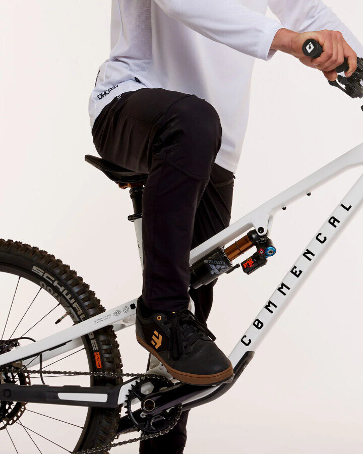 Dharco Mens Gravity Pants - Bow Cycle | Calgary, AB | Bike Shop