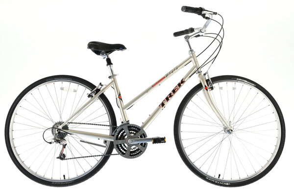 Trek MultiTrack 700 Womens - 17" - Wheel & Sprocket | One of America's Best Bike Shops