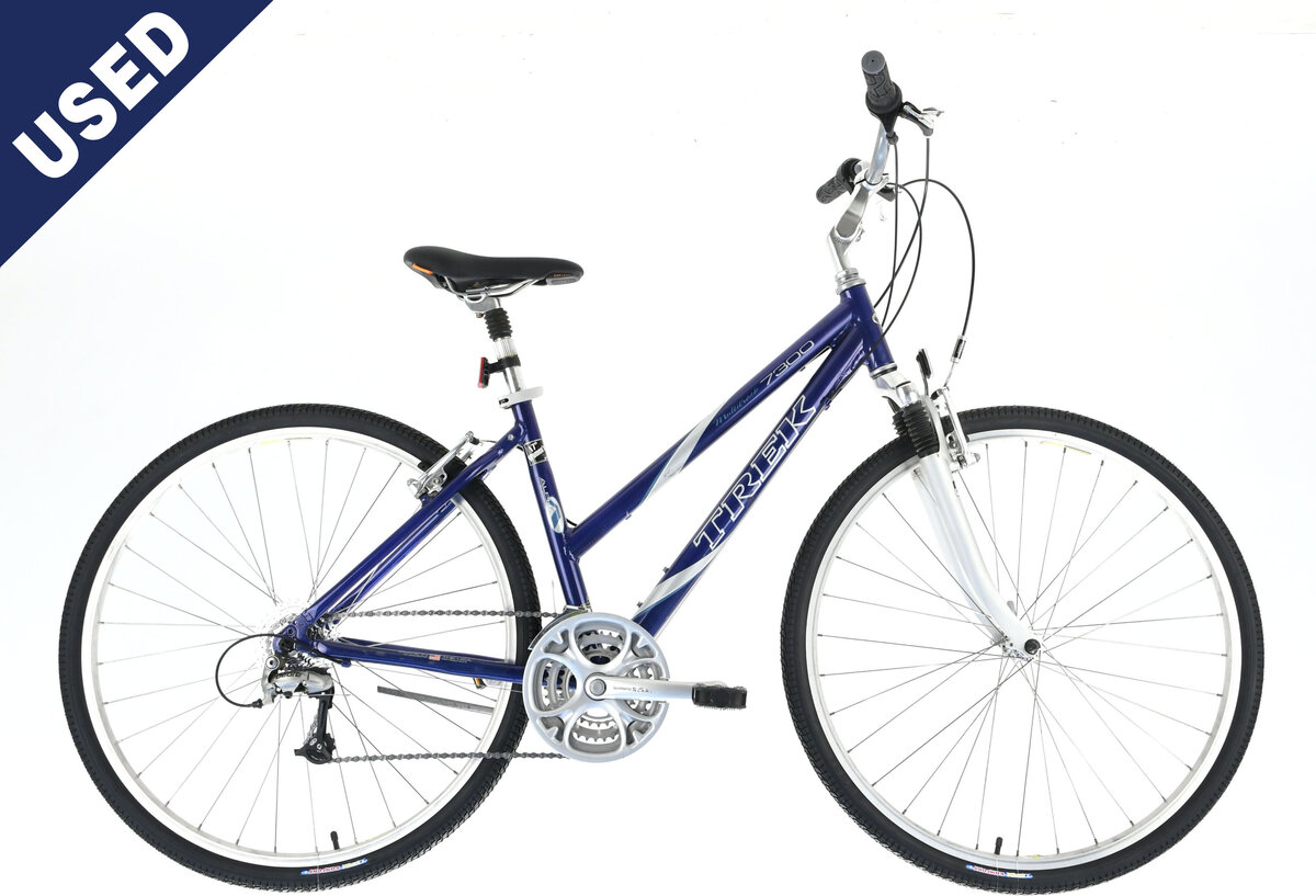 Trek MultiTrack 7300 Womens - 17" - Wheel & Sprocket | One of America's Best Bike Shops