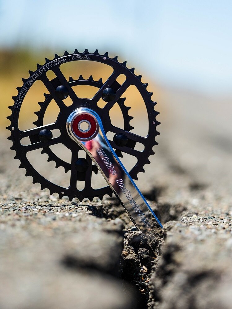 White Industries R30 Crankarms - Black/Black Extractor Cap - Angry ...