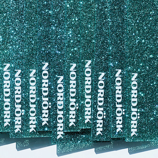 Nordjork Glitter Scraper - 3mm - New Moon Ski & Bike | Hayward, WI