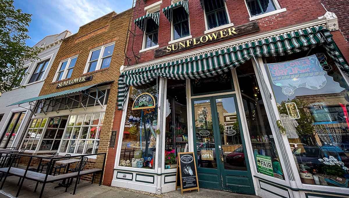 About Us - Sunflower Outdoor & Bike Shop