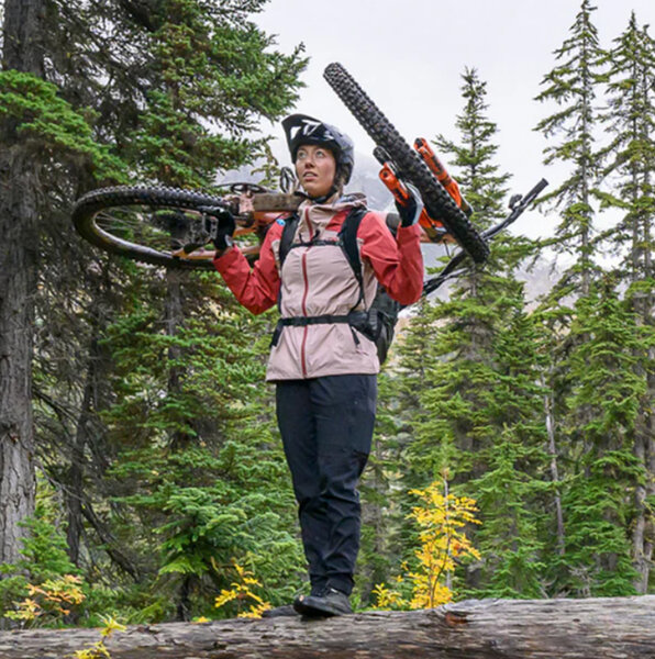 Outdoor Research Women's Stratoburst Stretch Rain Jacket - Trail ...