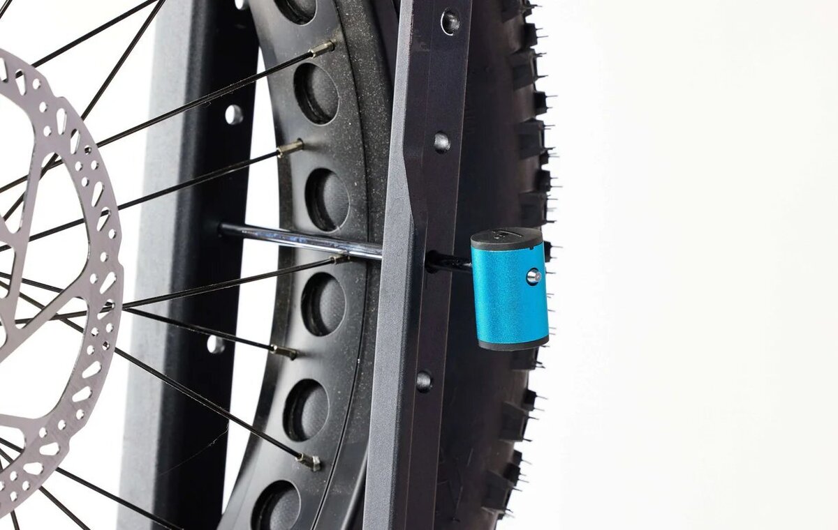 QuietKat Pivot Pro Vehicle Hitch Rack Wheel Lock (Wheel Lock Only ...