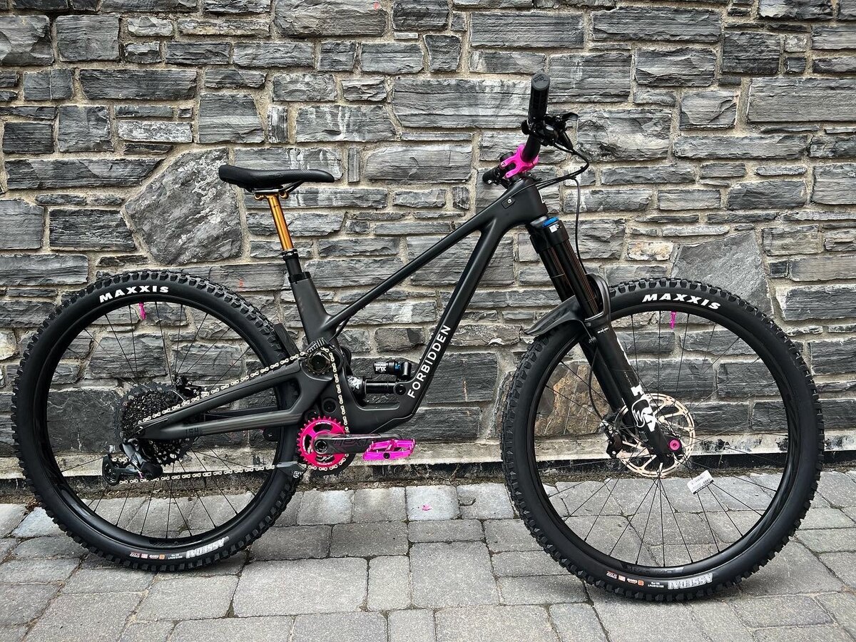 Forbidden Bike Company Dreadnought Custom Build Project - Outside Bike ...