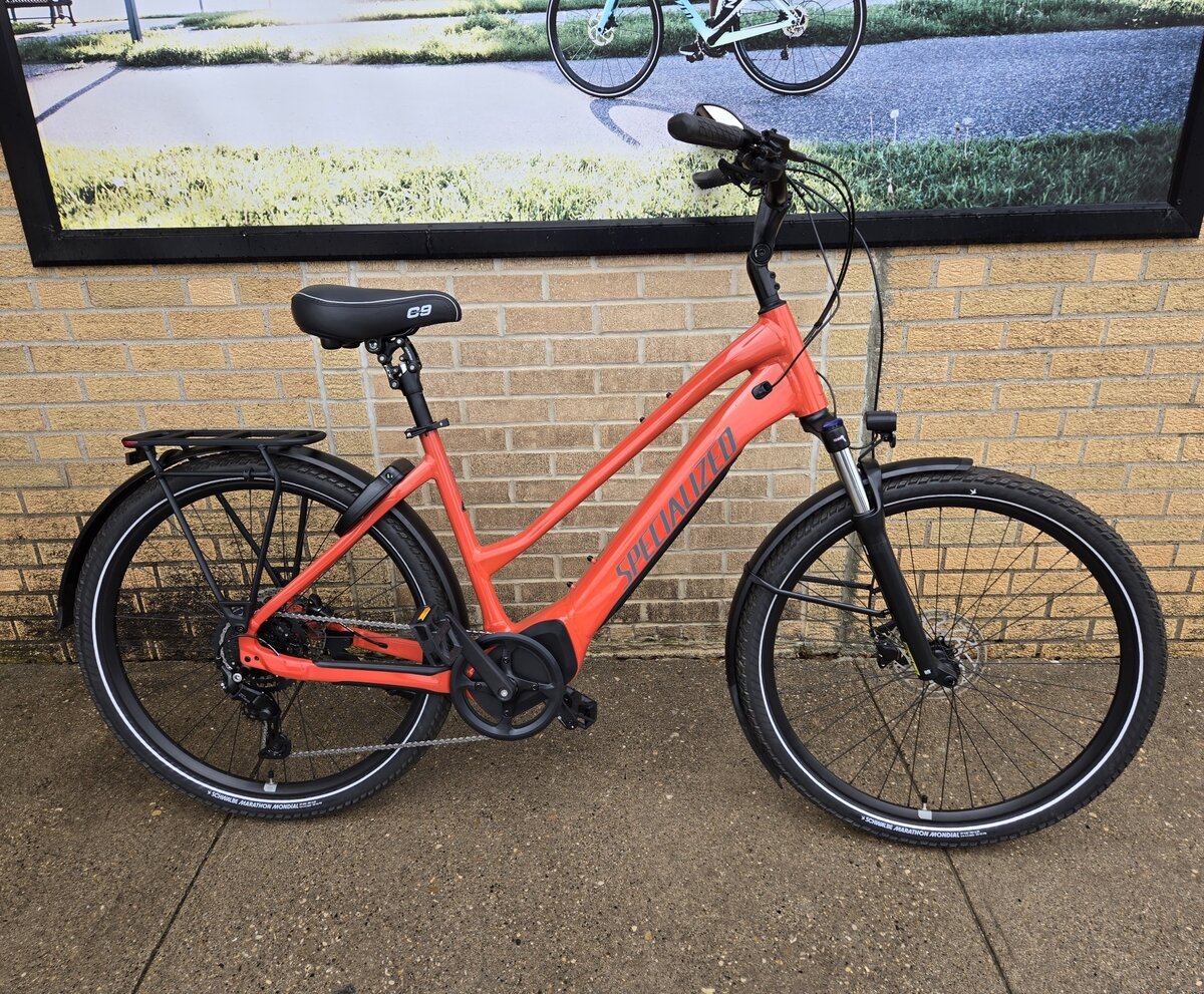 Specialized Turbo Tero 3.0 Step-Thru - www.decorahbicycles.com